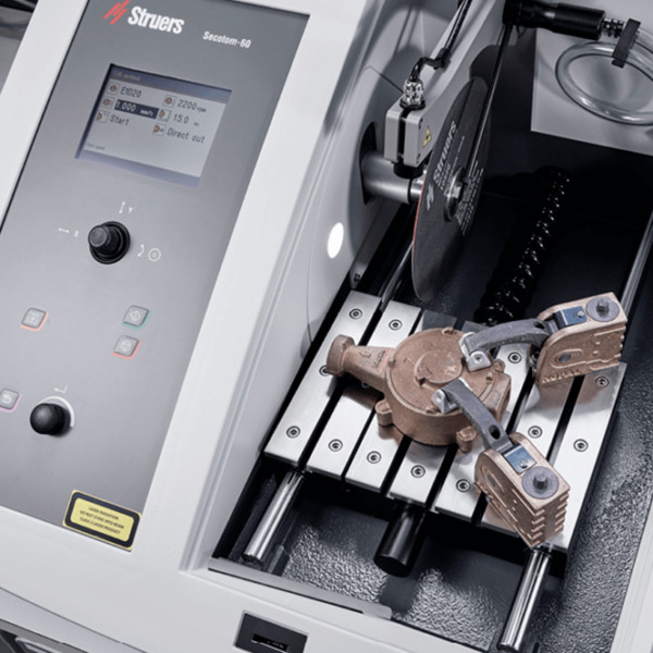 Secotom - прецизна режеща машина с голям капацитет — SEM Technologies